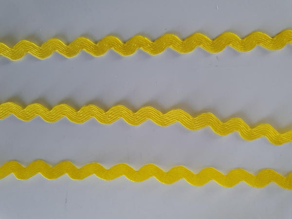 Ric Rac Trim Premium Quality Yellow 5mm Wide - The Little Fabric Shop