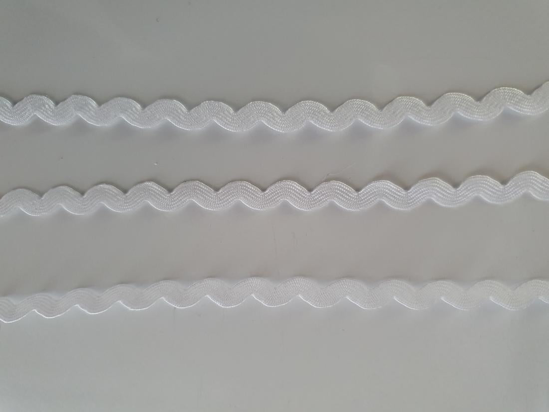 Ric Rac Trim Premium Quality White 5mm Wide - The Little Fabric Shop